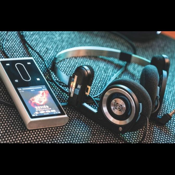 Jual Koss Porta Pro On Ear Headphones dengan Case Kulit, Portable Retro ...