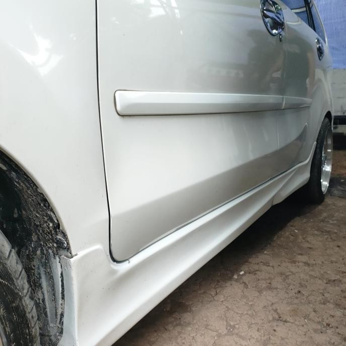 Jual Bodykit Belakang Dan Samping Avanza Luxury | Shopee Indonesia
