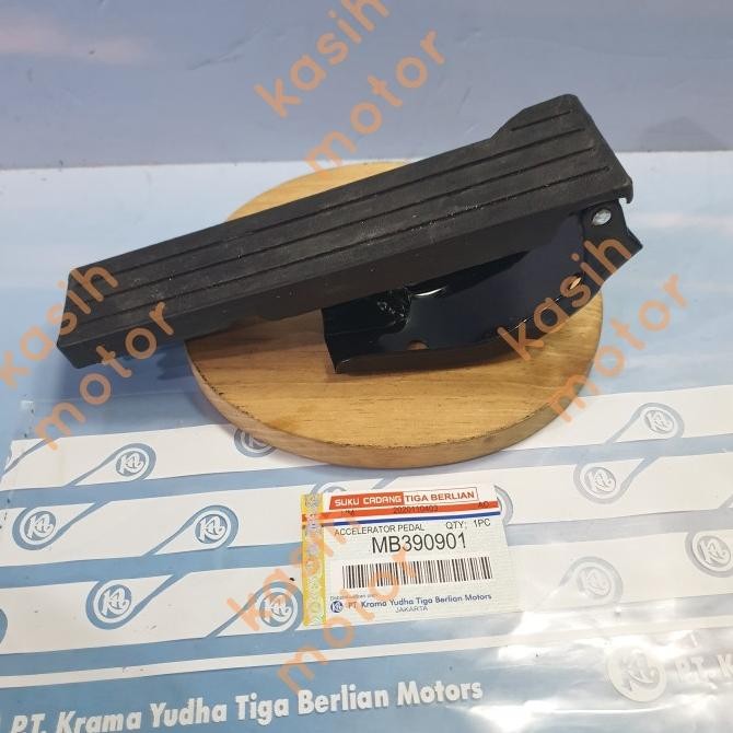 Jual PEDAL GAS ASSY CANTER PS125 PS110 PS135 PS136 RAGASA ORI 1PCS BEST ...