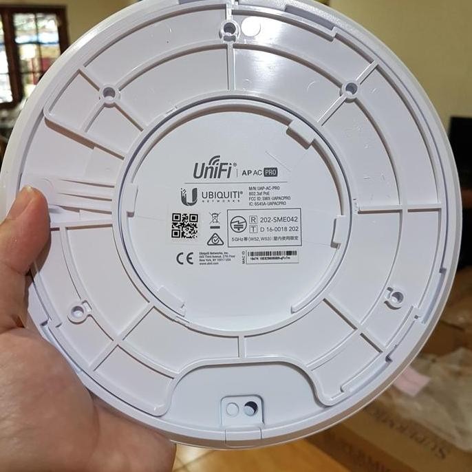 Jual Ubiquiti Unifi Ap Ac Pro Uap Ac Pro Dual Band Access Point Poe Wifi New Stok | Shopee Indonesia