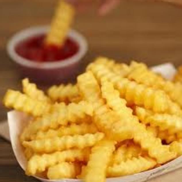 Jual My Chef French Fries Kentang Goreng 1Kg Shoestring / Crinkle ...