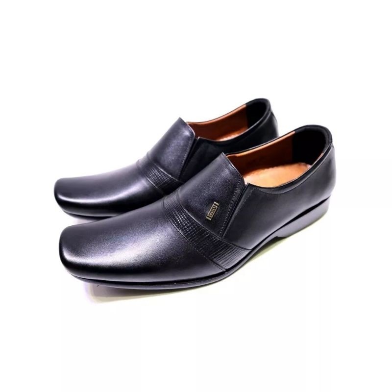 Jual PROMO TERBARU Sepatu Formal Pria Seri 7077 Slop Pentofel Pendek ...