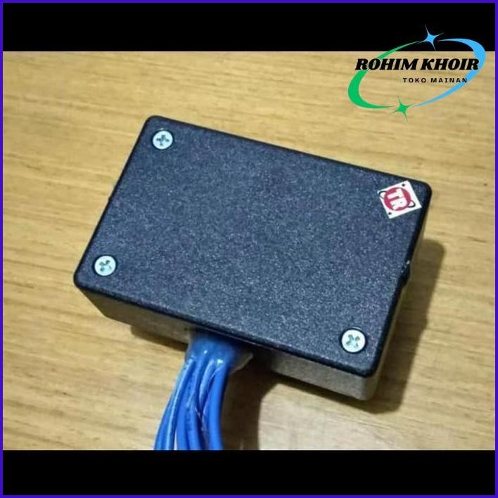 Jual MASIH READY SAKLAR PANEL 4 SWITCH TOGGLE WATERPROOF + LED | Shopee ...