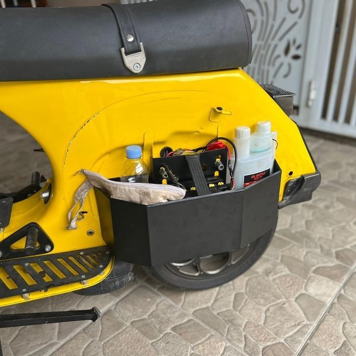 Jual Box Samping Toolkit Toolbox Tempat Barang Oli Tepong Kiri Vespa Px ...