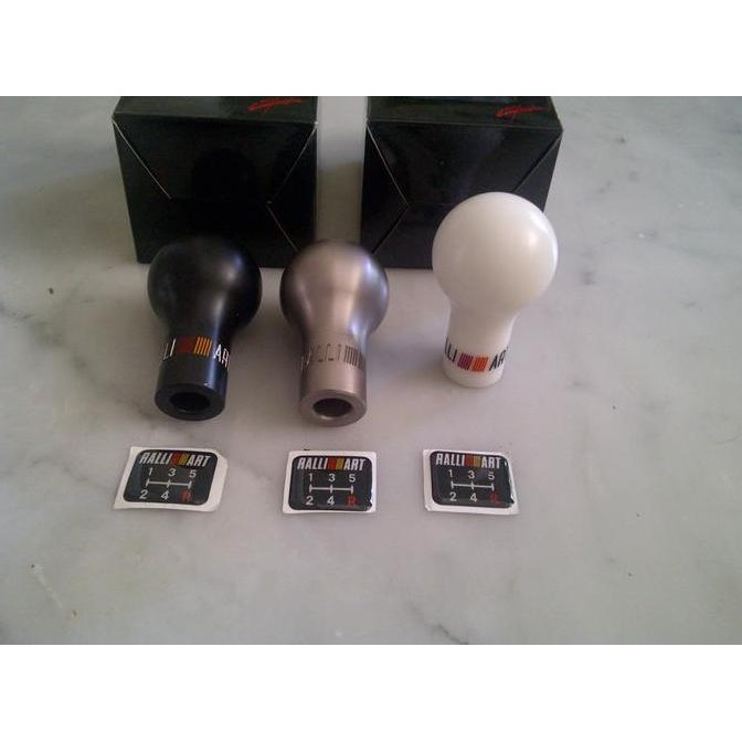 Jual ready Shift Knob Rally Art ( Black - White - Silver ) | Shopee ...