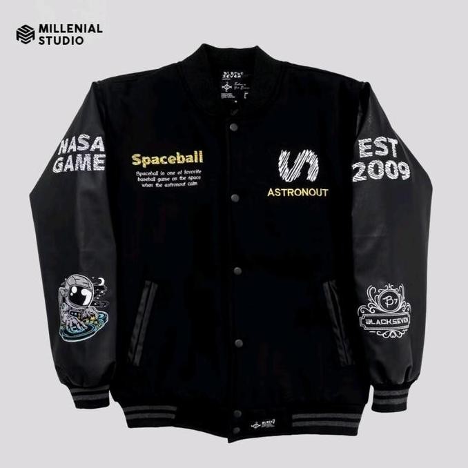 Jual Promo Varsity Jacket Spaceball Astronout Hitam | Jaket Baseball ...