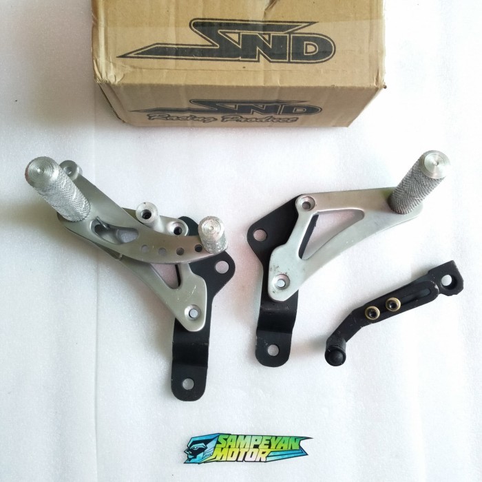 Jual Footstep Underbone Yamaha Fiz R F1Z R Snd Silver Barang Langka | Shopee Indonesia