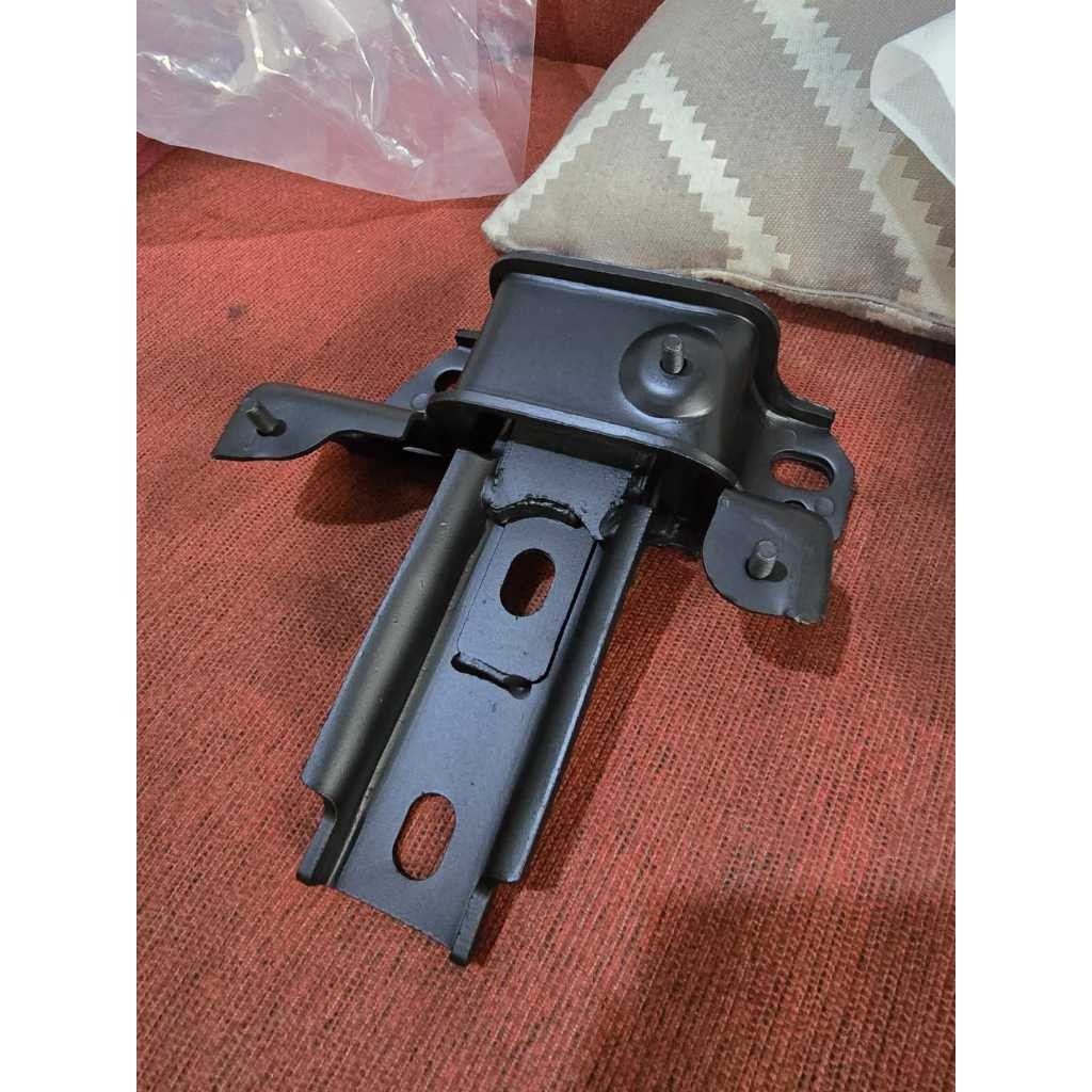 Jual DUDUKAN MESIN ENGINE MOUNTING MAZDA 2 DPN KIRI (LH) MT MANUAL DG80 ...