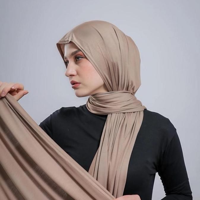 Jual Raja Bergo-Pashmina Kaos/Pashmina Kaos Rayon Super/Phasmina Oman ...