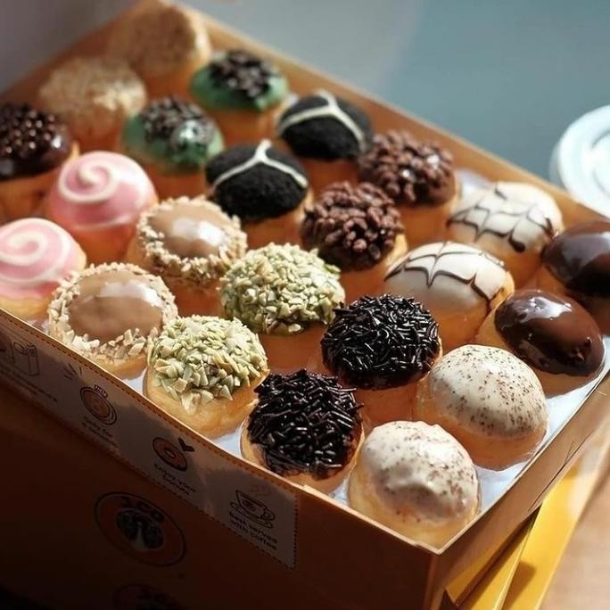 Jual J CO Donat/ JCO Donut / J CO Donut / J POPS Mini - Dozen | Shopee ...