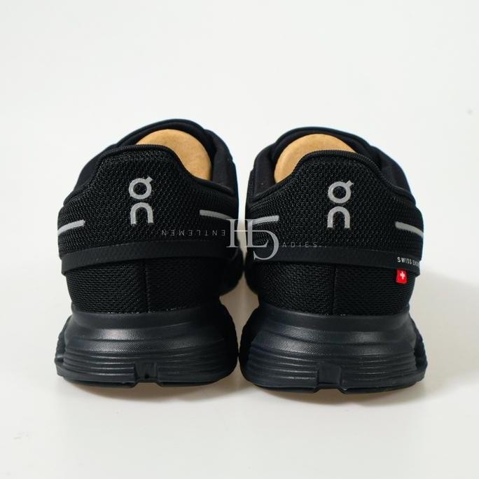 Jual On Cloud 6 Men Running Sneakers All Black 3Mf10071043 | Shopee ...