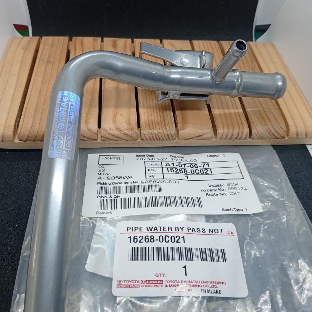 Jual Selang Air Pipa Inlet Toyota 16268-0C021Innova, Fortuner, Hilux ...