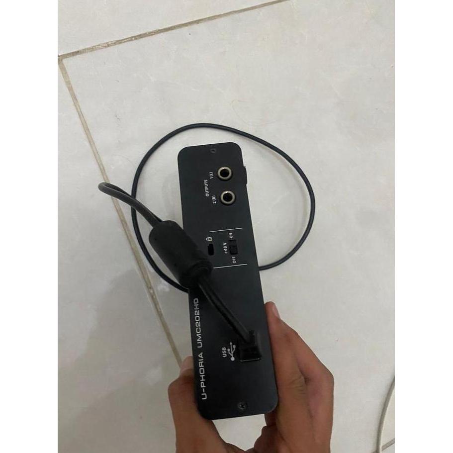 Jual Behringer UMC202HD Soundcard Audio Interface USB 2.0 24-Bit 192kHz ...