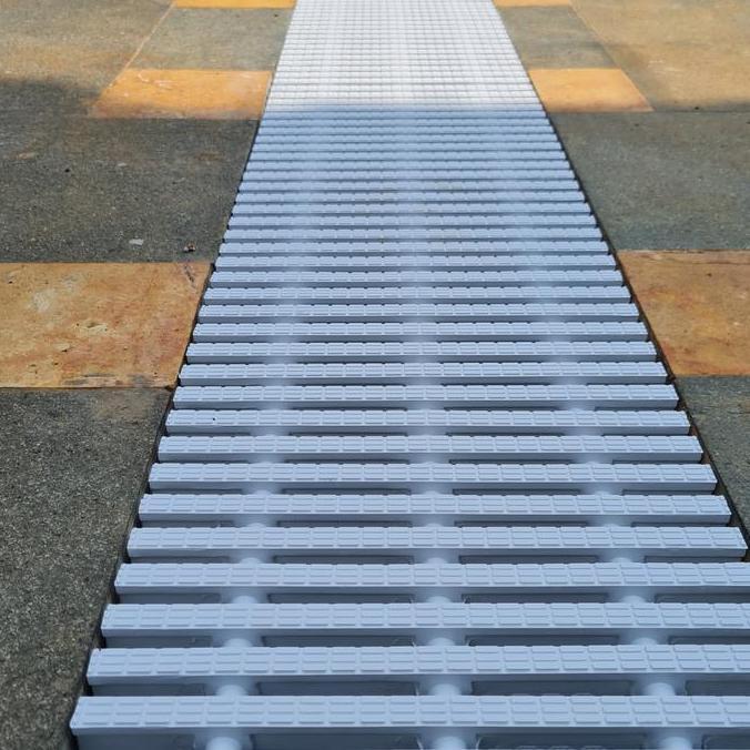 Jual Spesial Grill Grating Kolam Renang 3 Pin Lebar 25 Cm - Chalk White ...