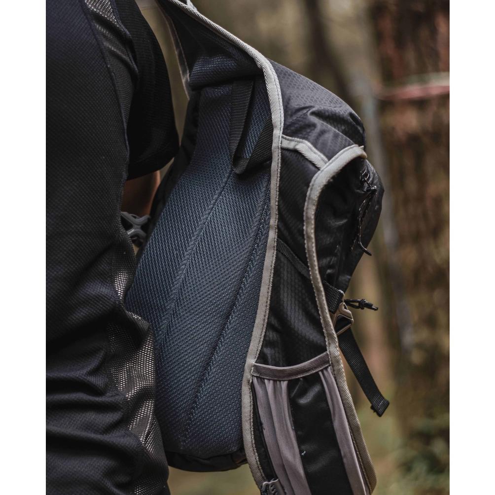 Jual AVTECH - Tas Lari Hydropack Running Trekking Summit Climbing ...