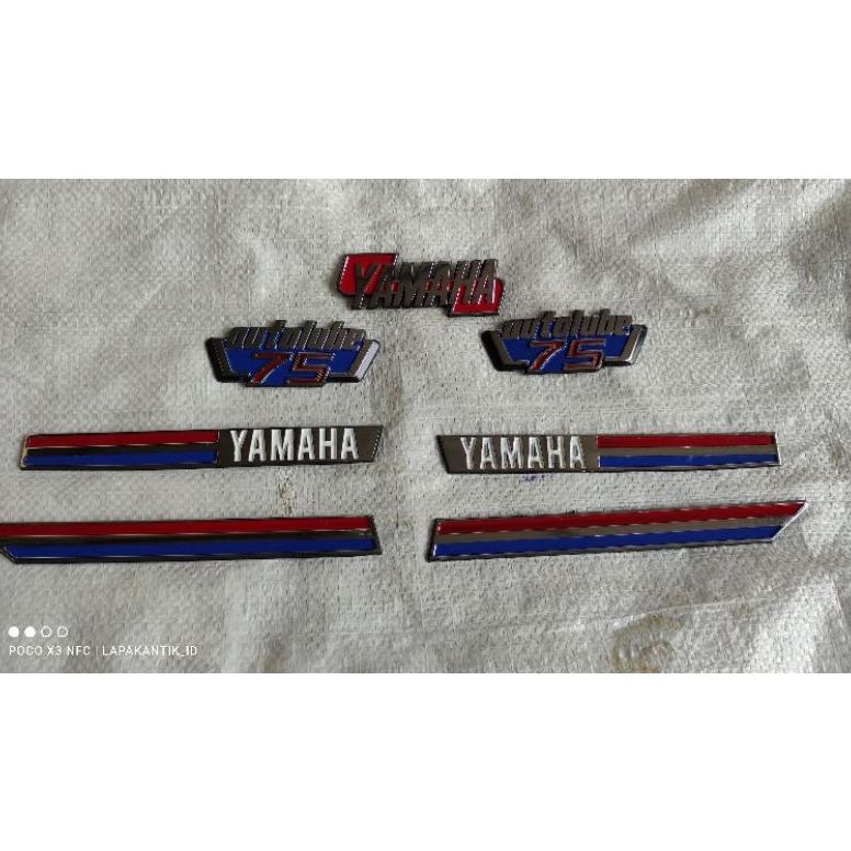 Jual emblem bodi yamaha v75 logo lis body yamaha v75 set | Shopee Indonesia
