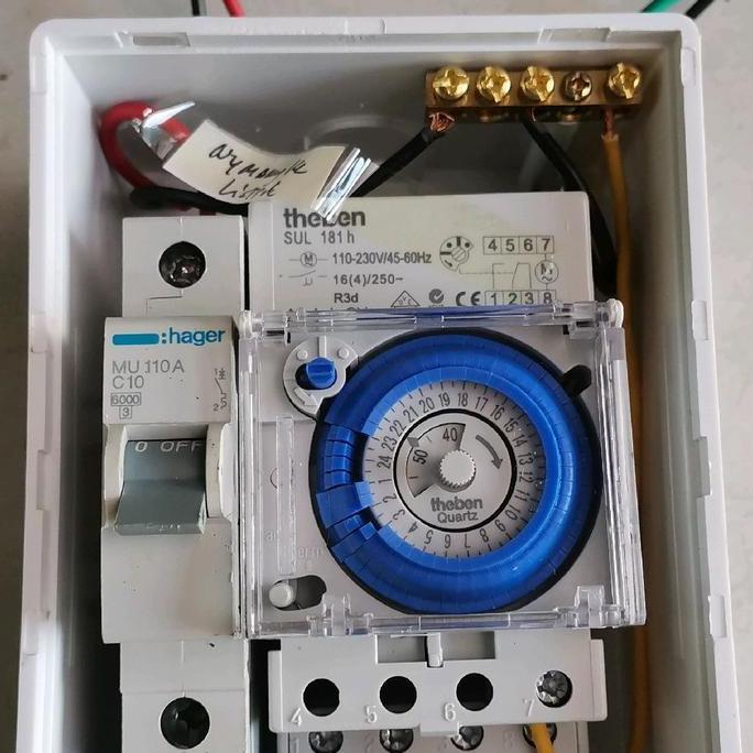 Jual TIMER SET YG BAGUS PLUS MCB DAN BOX TIMER LAMPU DLL OTOMATIS ...