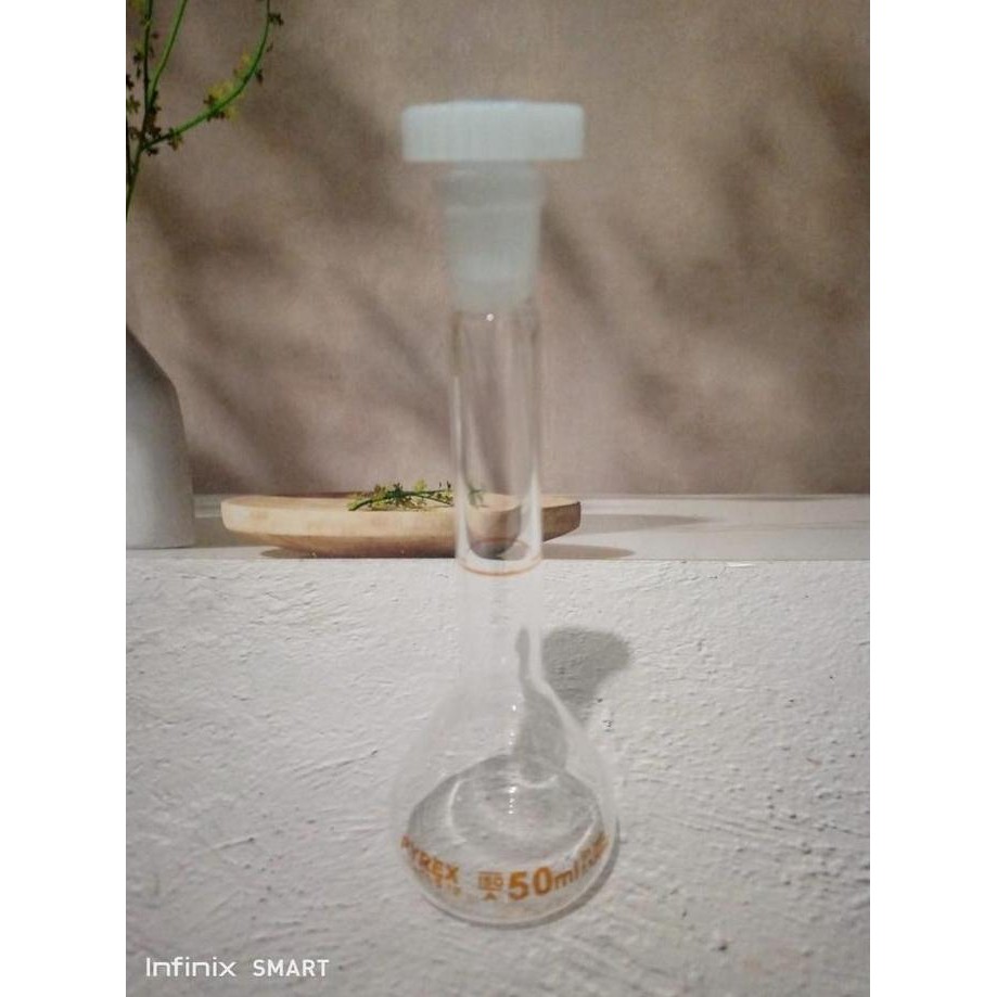 Jual Labu Ukur / Volumetric Flask 50 ml PYREX Borosiliocate | Shopee ...
