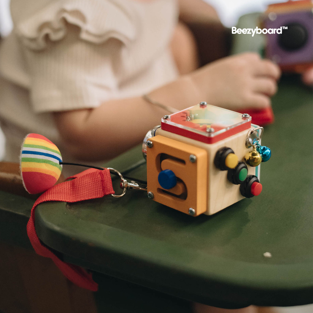 Jual Beezyboard - Busycube Easy 1 - mainan traveling/mainan papan sibuk ...
