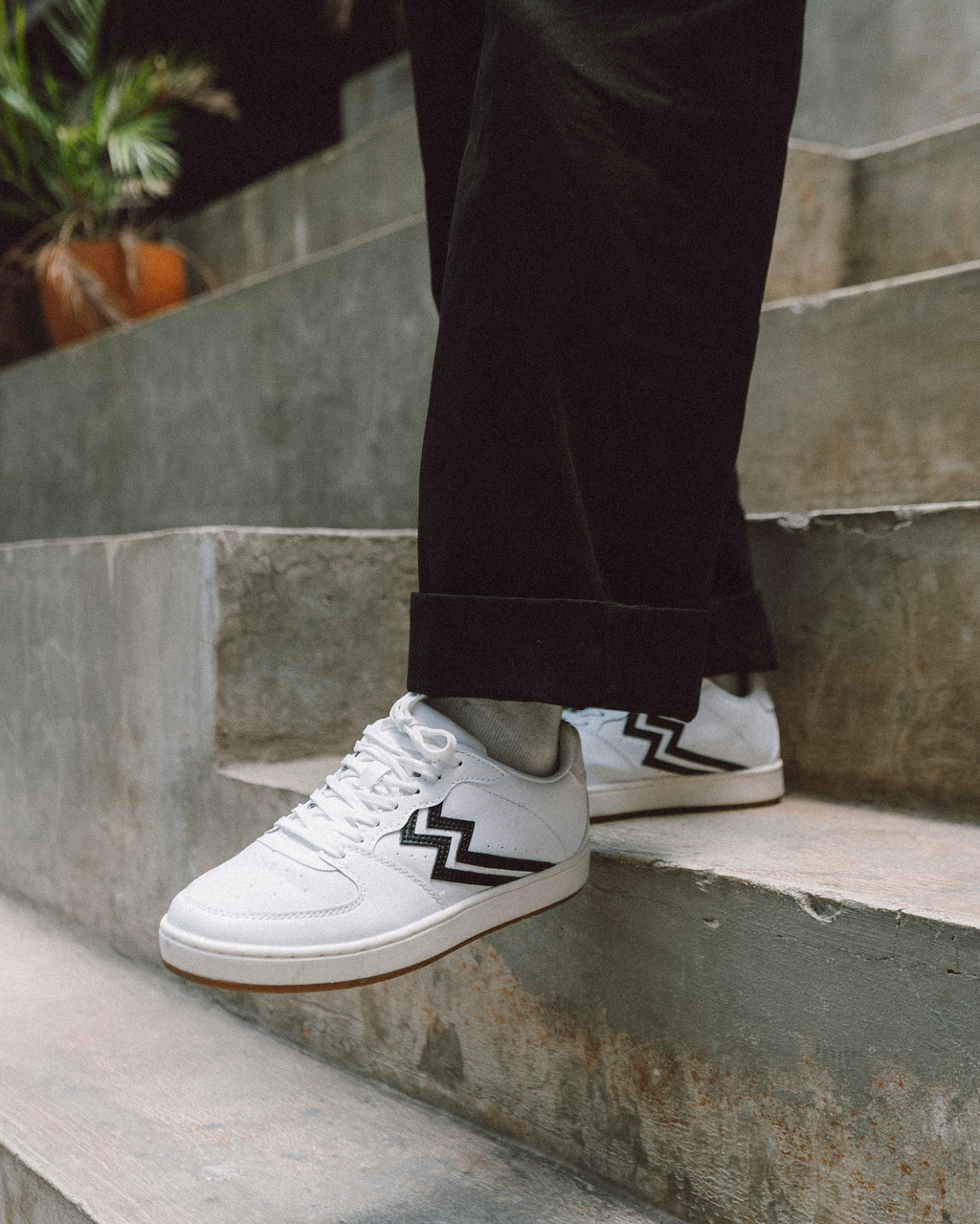 Jual Geoff Max - Gavin Stance White Gum Lifestyle Shoes Pria & Wanita ...
