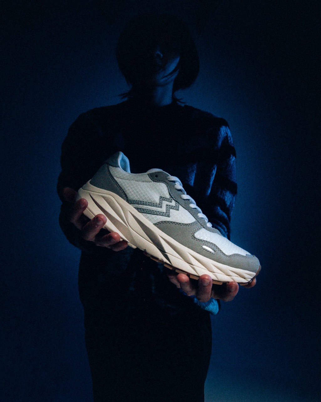 Jual Geoff Max - Wolf Vicious White Grey Walking Shoes Pria & Wanita ...