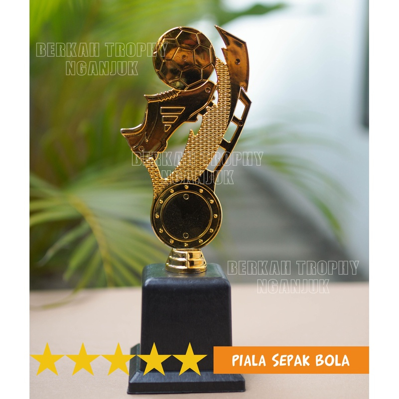Jual Piala Juara Sepak Bola piala futsal Murah Piala Plastik Gold ...