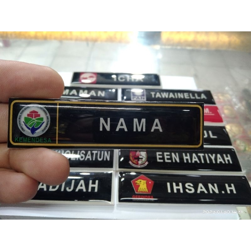 Jual papan nama/name tag/custom | Shopee Indonesia