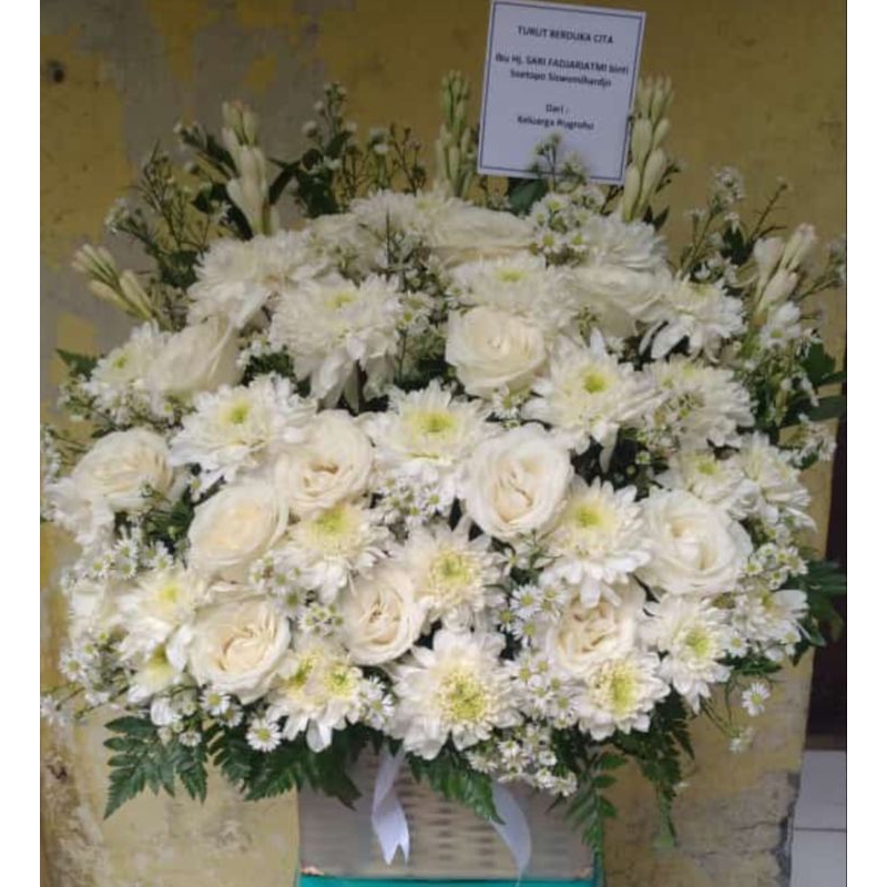 Jual rangkaian bunga segar/kado ultah/anniversary/bunga meja/jumbo ...