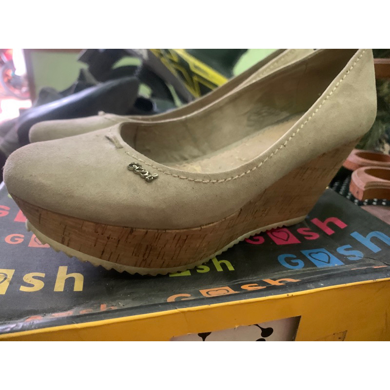 Jual sepatu Gosh original | Shopee Indonesia