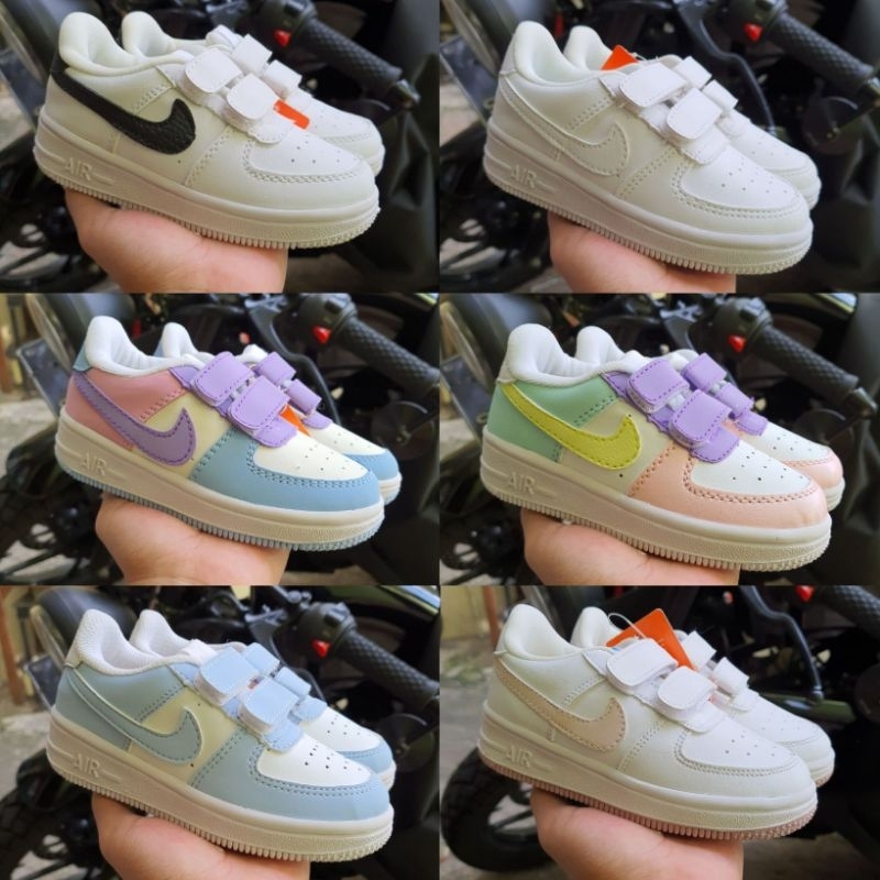 Jual sepatu anak nike perempuan/cewek sudah termasuk box & kaus kaki ...