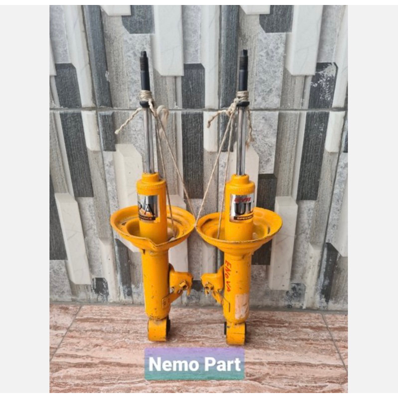 Jual Shockbreaker Shock Skok Depan Toyota Innova Inova Edition Ultra ...