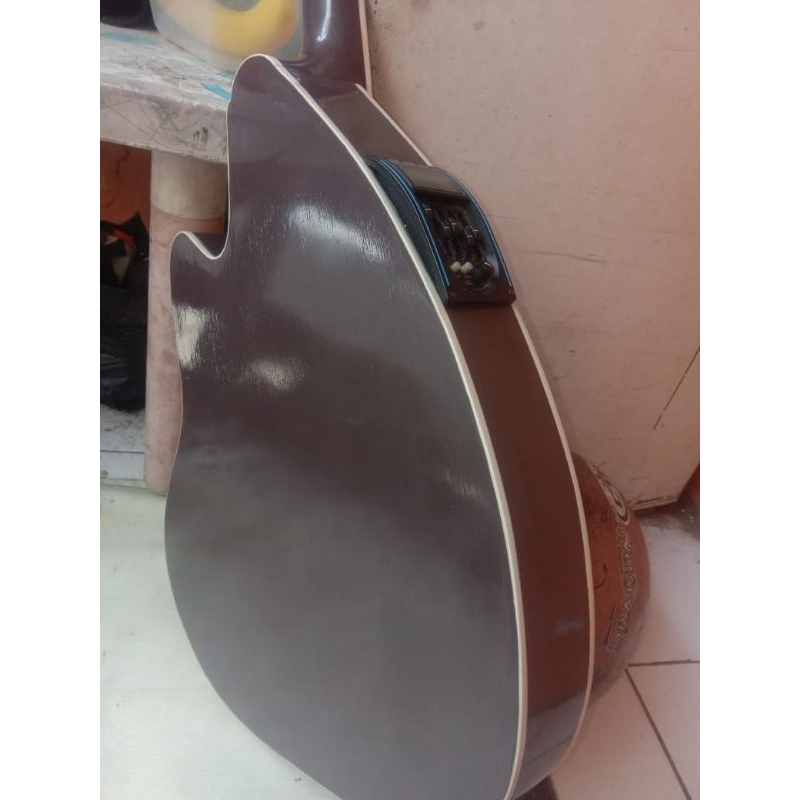 Jual Gitar Gambus/Oud Lokal Semi Electric/Elektrik | Shopee Indonesia