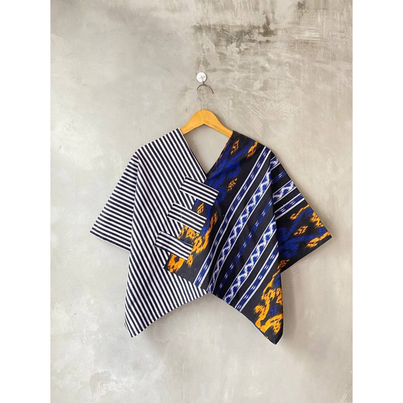 Jual Revany ID - Crop Top Etnik Batik Model Oversize Atasan Tenun Blus ...