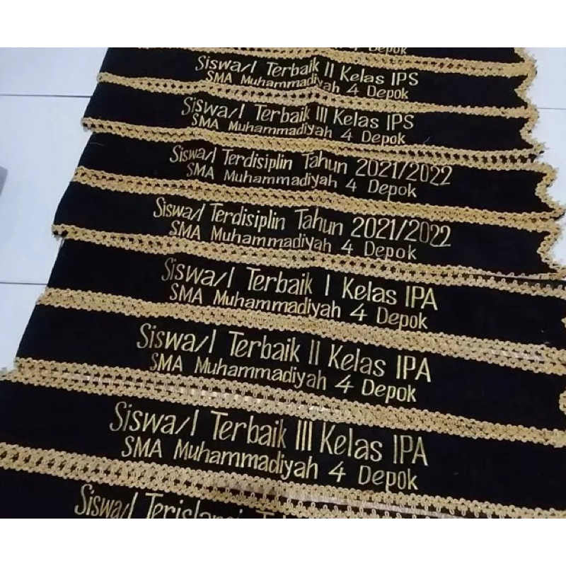 Jual SELEMPANG WISUDA RENDA/PITA SELEMPANG PERPISAHAN | Shopee Indonesia