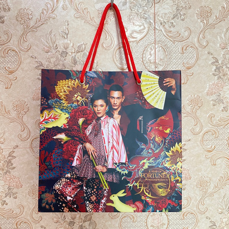 Jual PAPERBAG SOGO UKURAN BESAR READY STOK PAPER BAG TAS BELANJA SOGO ...