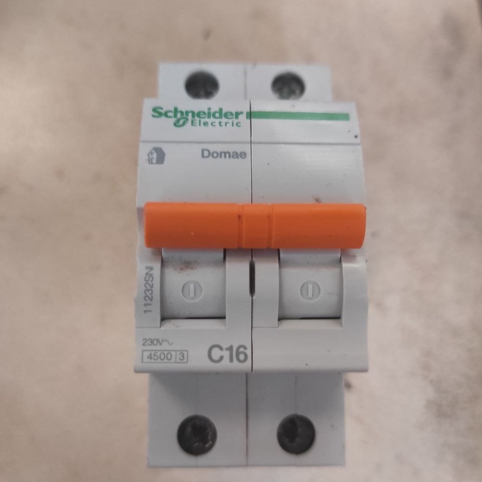 Jual DOMAE DOM11232SNI (SCHNEIDER ELECTRIC) MCB 2P - C16 16 AMPERE MCB | Shopee Indonesia