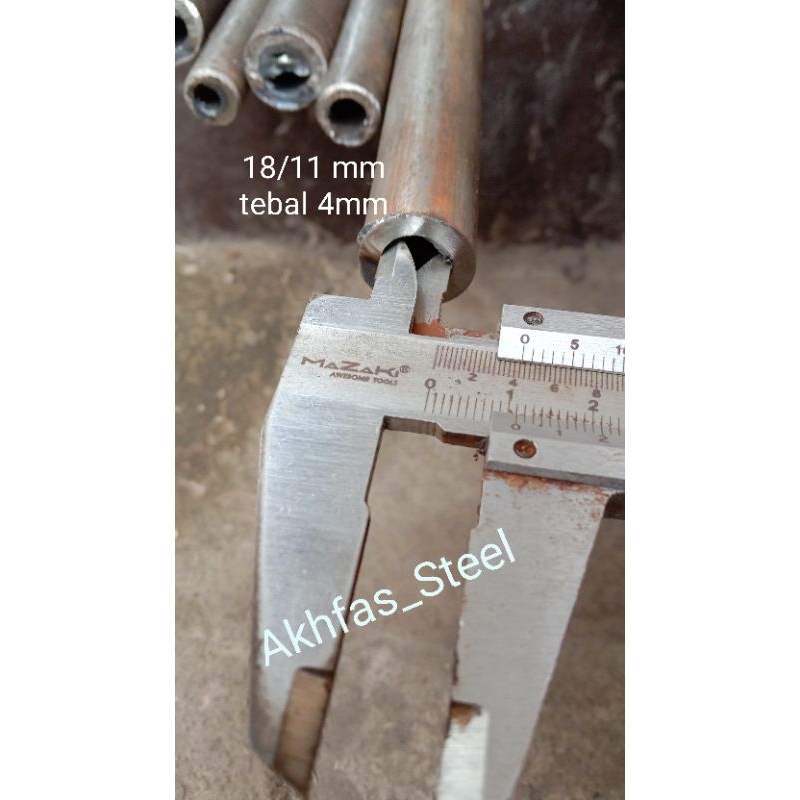 Jual Pipa besi seamles 18/11mm tebal 4mmx50,70,100cm | Shopee Indonesia