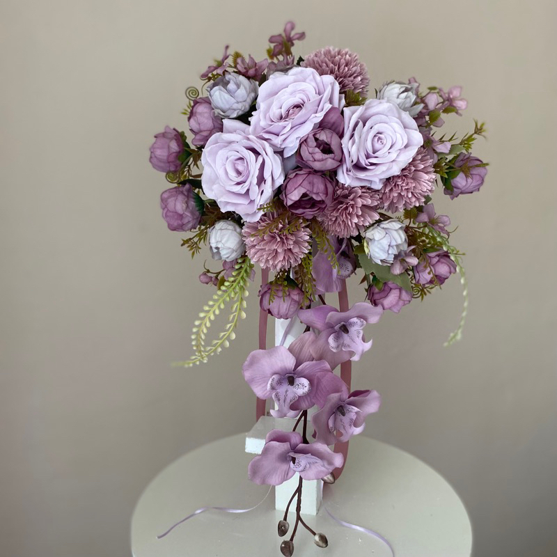 Jual hand bouquet pernikahan kode helena purple bunga artificial (palsu ...