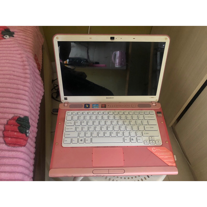 Jual SONY VAIO PCG-61711W i5-2430M 4gb/500gb second Laptop warna Pink ...