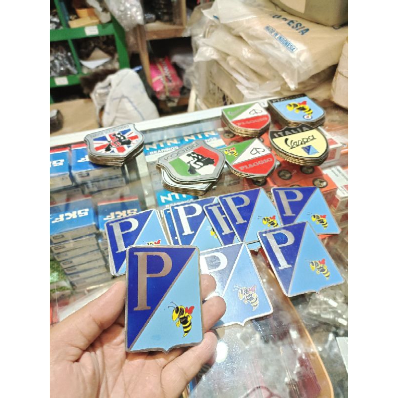 Jual emblem emblim dada layar vespa model p coret besar vespa stainles ...