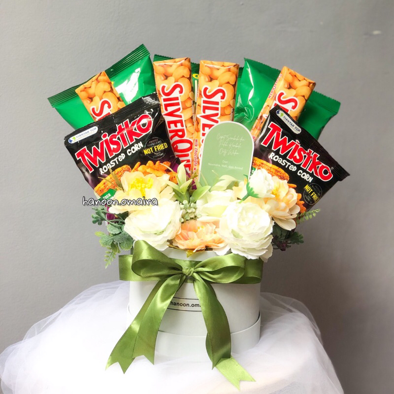 Jual Bloom Box Snack / Silverqueen Snack | Shopee Indonesia