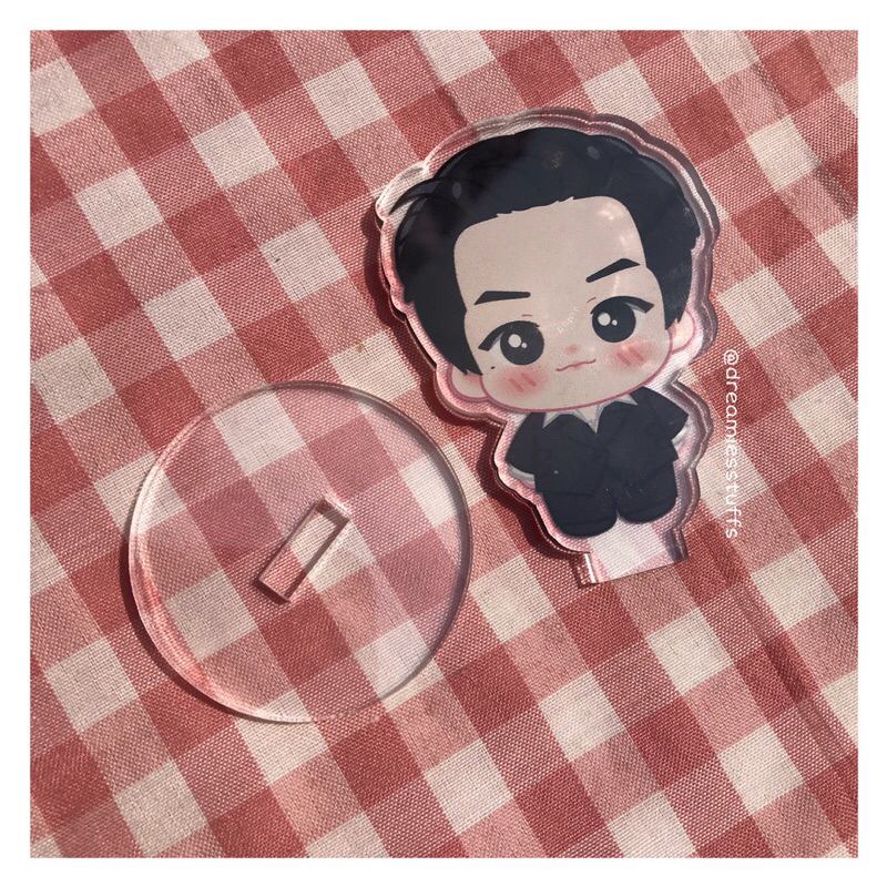 Jual (Dream) Cute Acrylic Standee Inspired By Model Lee Jeno at NYFW ...