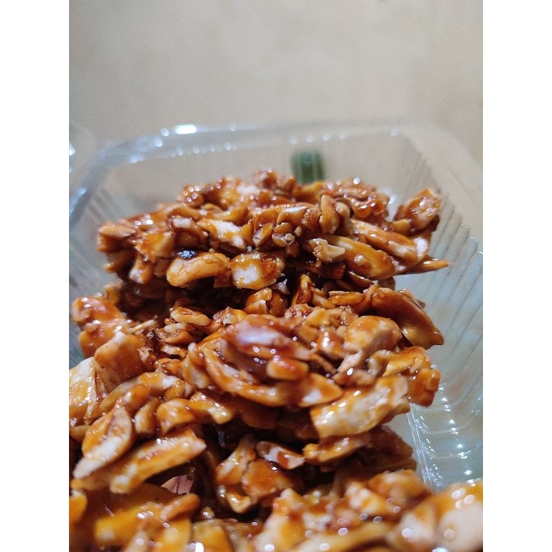 Jual HALUA KENARI/KACANG KENARI/CEMILAN/120g/KHAS MANADO/OLE OLE MANADO | Shopee Indonesia