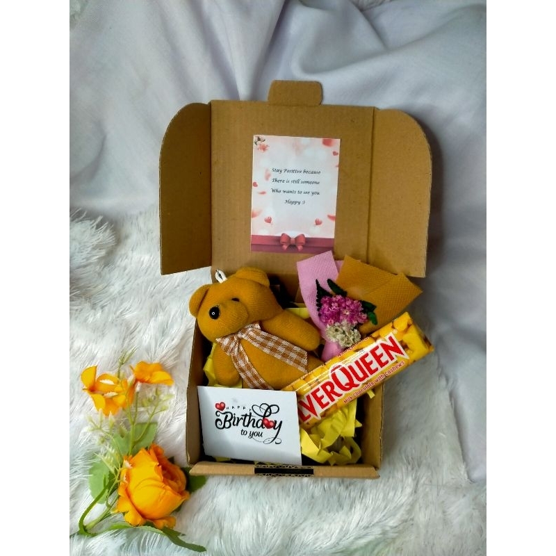 Jual SWEET MINI GIFT BOX/ HAMPERS COKLAT VALENTINE/ KADO ULANG TAHUN ...