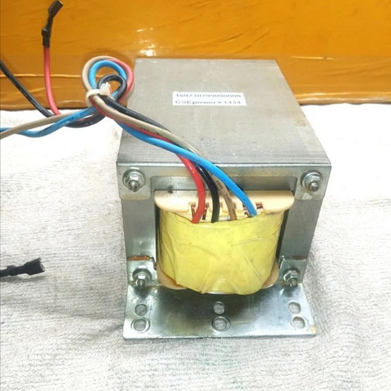 Jual TRAVO UPS TRAVO ISOLATOR TRAVO 1000VA 1KVA 220VAC INPUT POWER ...