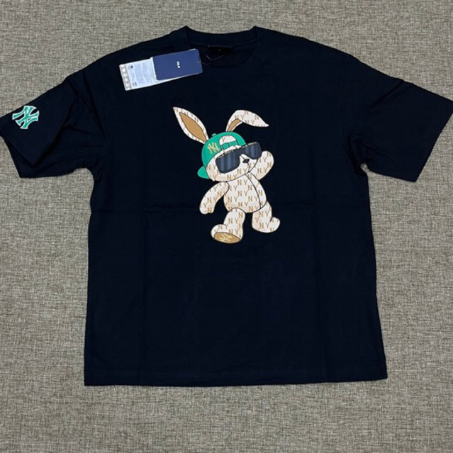 Jual MLB Korea Rabbit New York Yankees Tee Black Original | Shopee ...