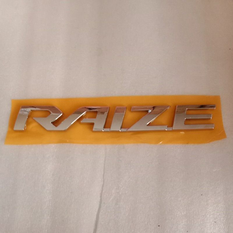 Jual emblem logo tulisan merek toyota raize original | Shopee Indonesia