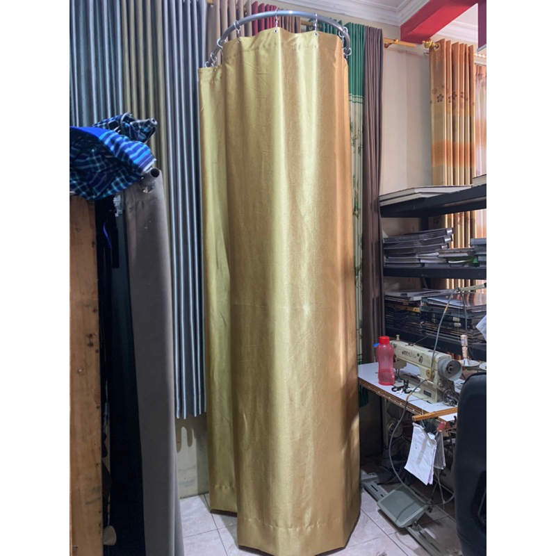 Jual GORDEN FITTING ROOM MODEL BARU 1 set dengan besi oval | Shopee ...