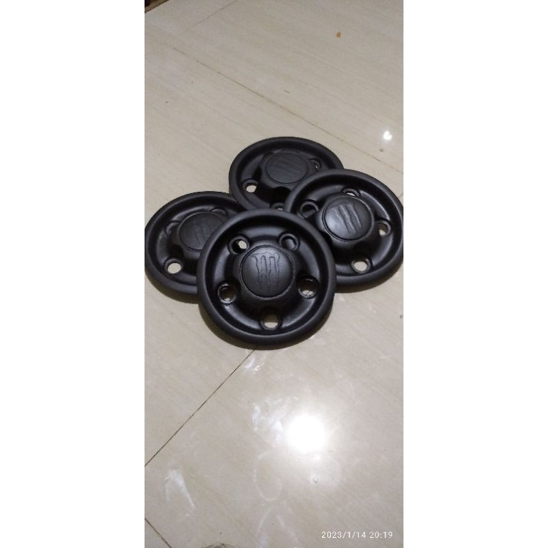 Jual Dop velg kaleng 5x114 bahan fiberglass warna hitam doff 1 set isi ...