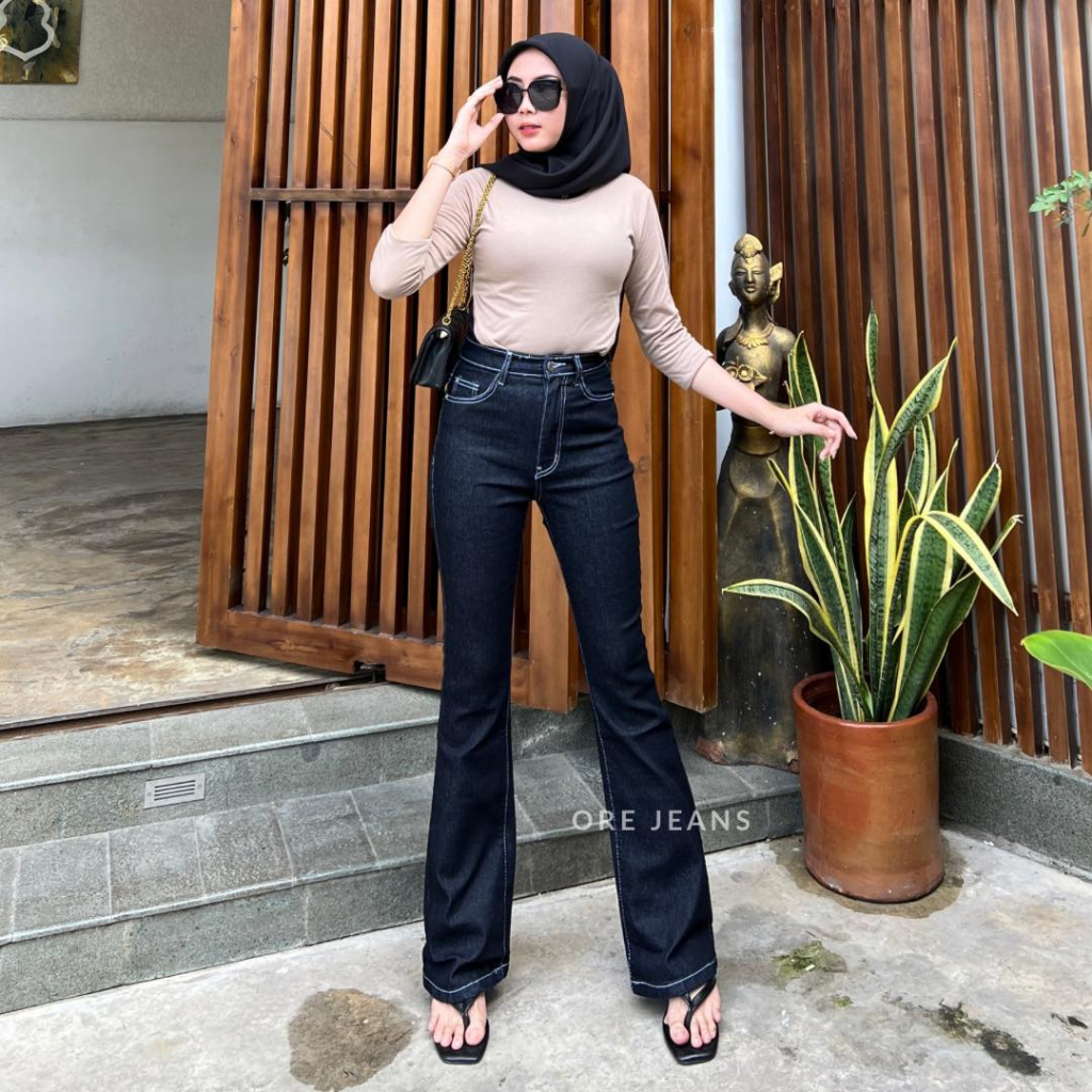 Jual ORE - HW Latto Cutbray jeans Garment Benang Putih Wanita terbaru ...